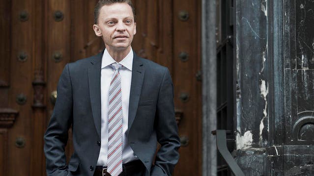 Hans-Ueli Vogt im Porträt Hans-Ueli Vogt im Porträt
