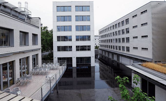 H here Fachschule Ein Klares Ja Zum Standort Zug h-here-fachschule-ein-klares-ja-zum-standort-zug