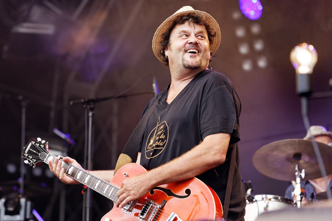 Zofingen Heitere Openair Fans Feiern Patent Ochsner Und Co Trotz Regen